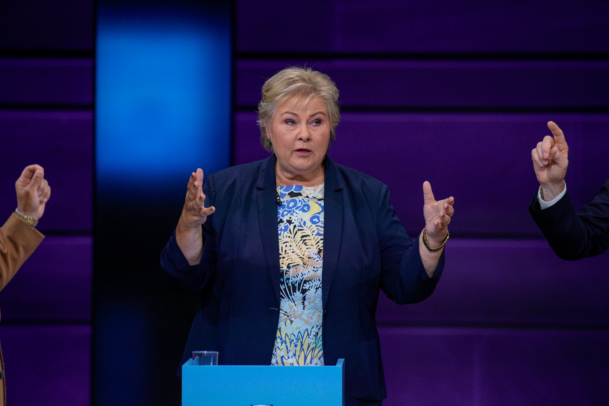 Erna Solberg med flengende kritikk av NRK