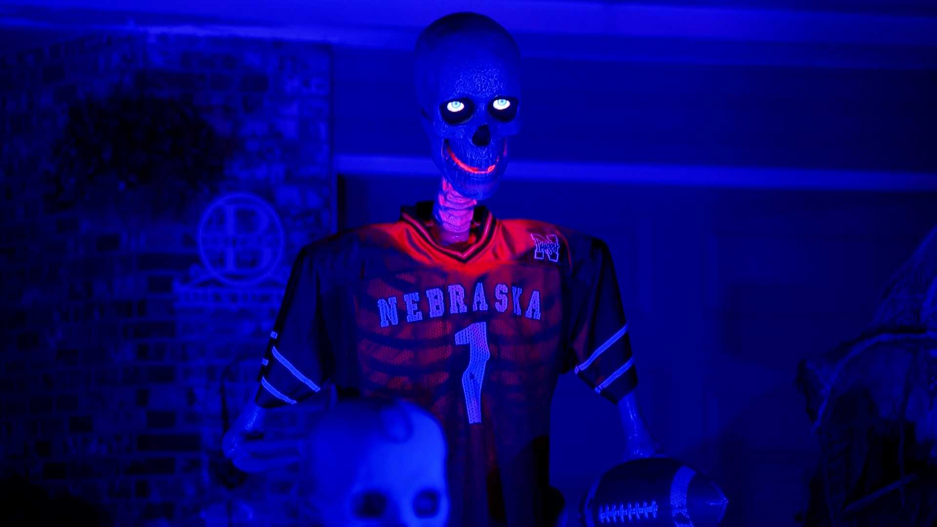 31 Days of Halloween: Spine-tingling Omaha haunt features giant Husker ...