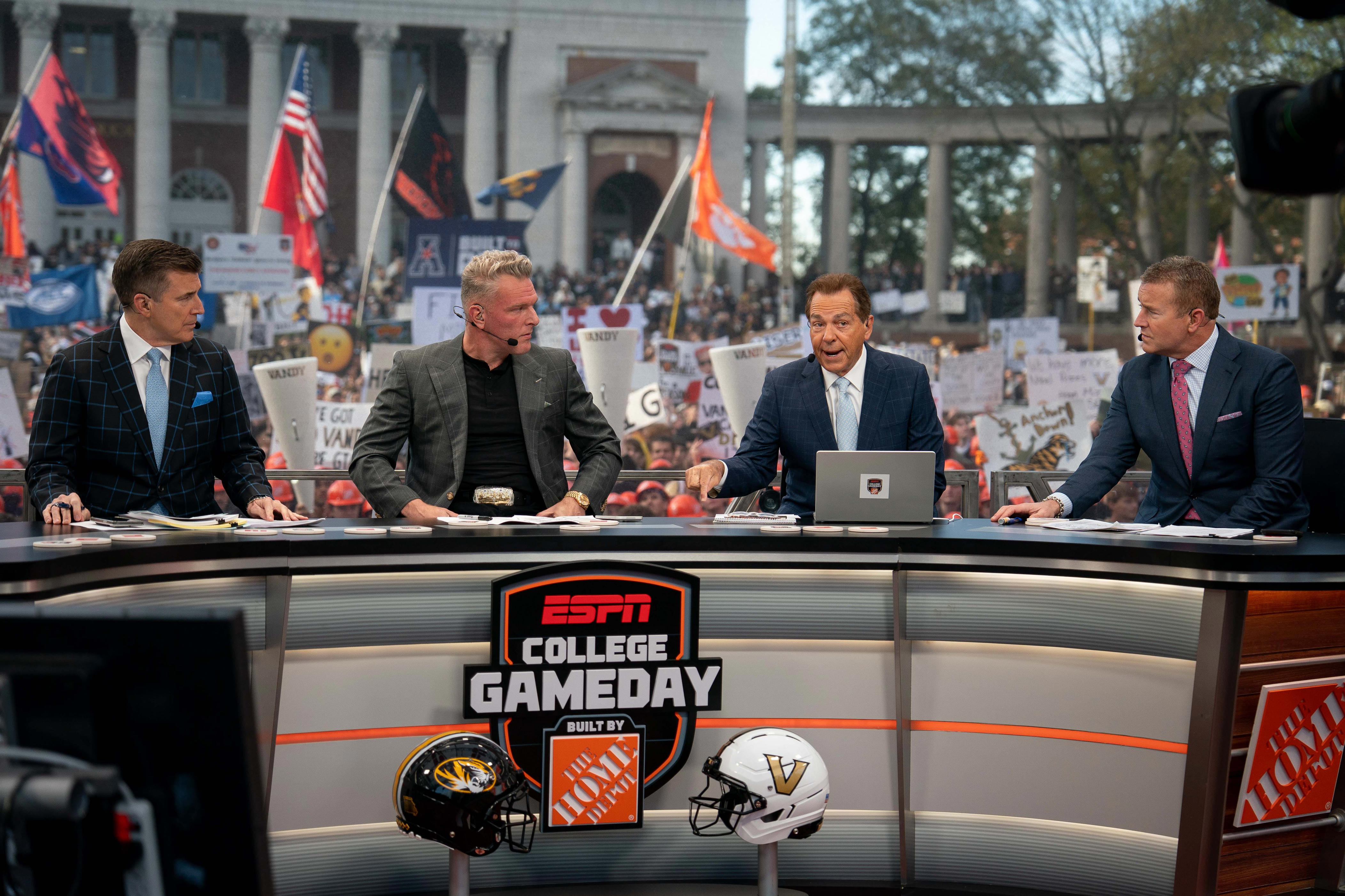 ESPN, ABC blacked out on YouTube TV after dispute, how it impacts ...