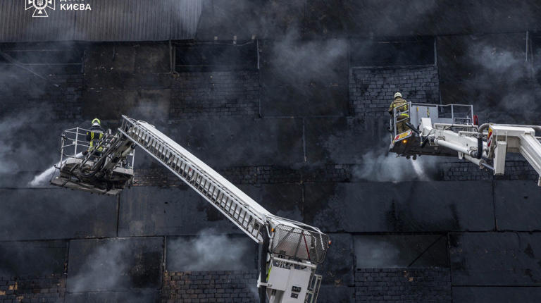 Nearly 300-strong emergency teams work round the clock at Russian ...
