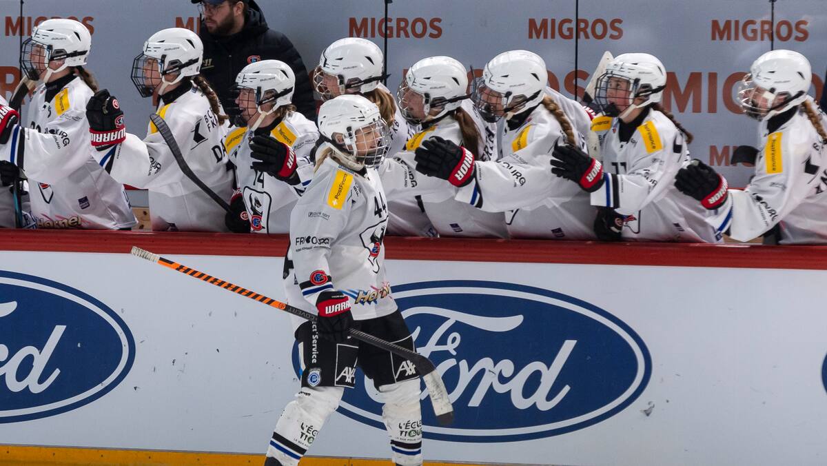 Teenie-Goalie feiert Shutout: Gottéron-Suokko schockt Ex-Klub Bern mit ...
