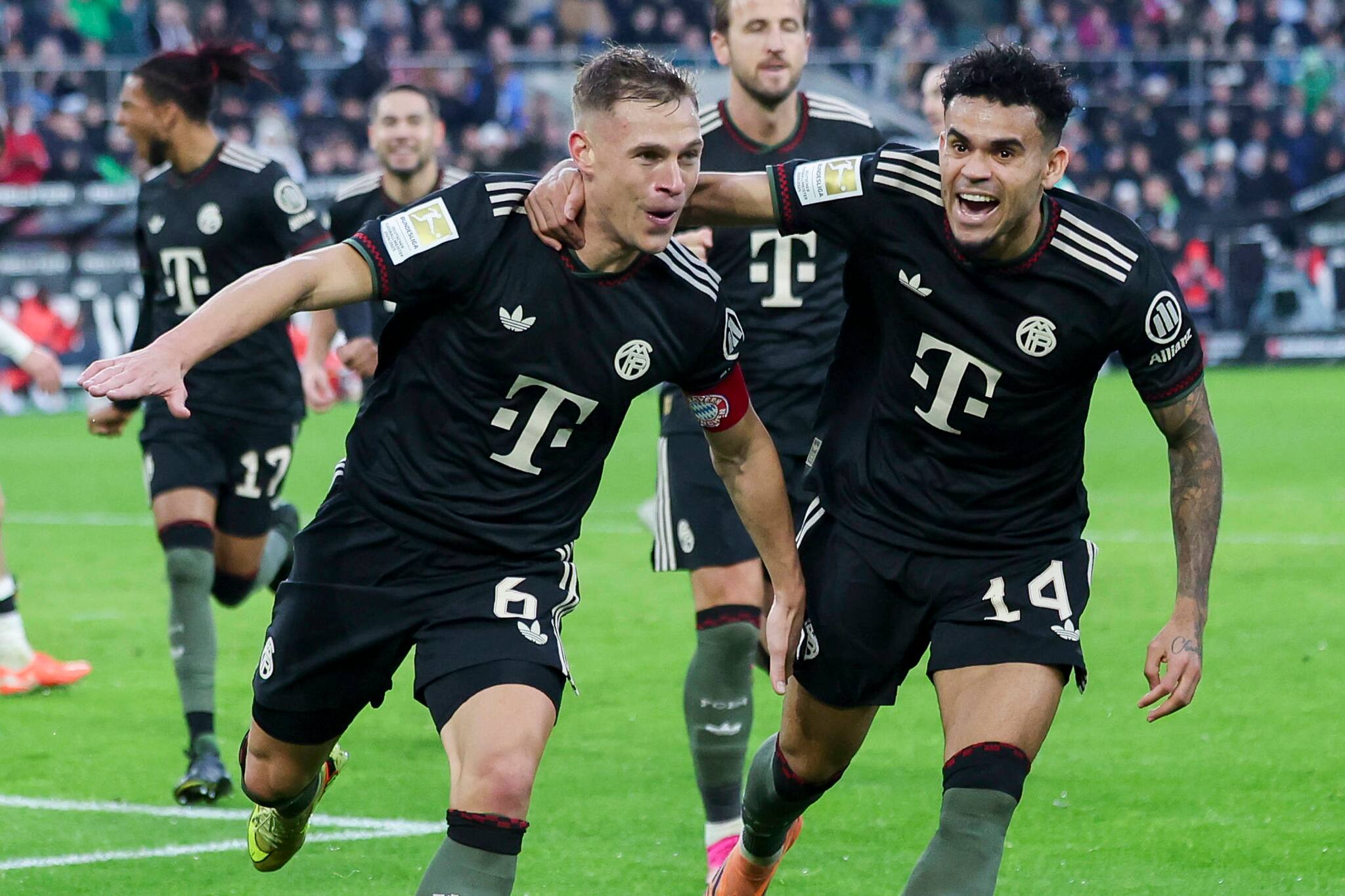 FC Bayern siegt sich zum Europarekord – RB zerlegt Wagner-Elf