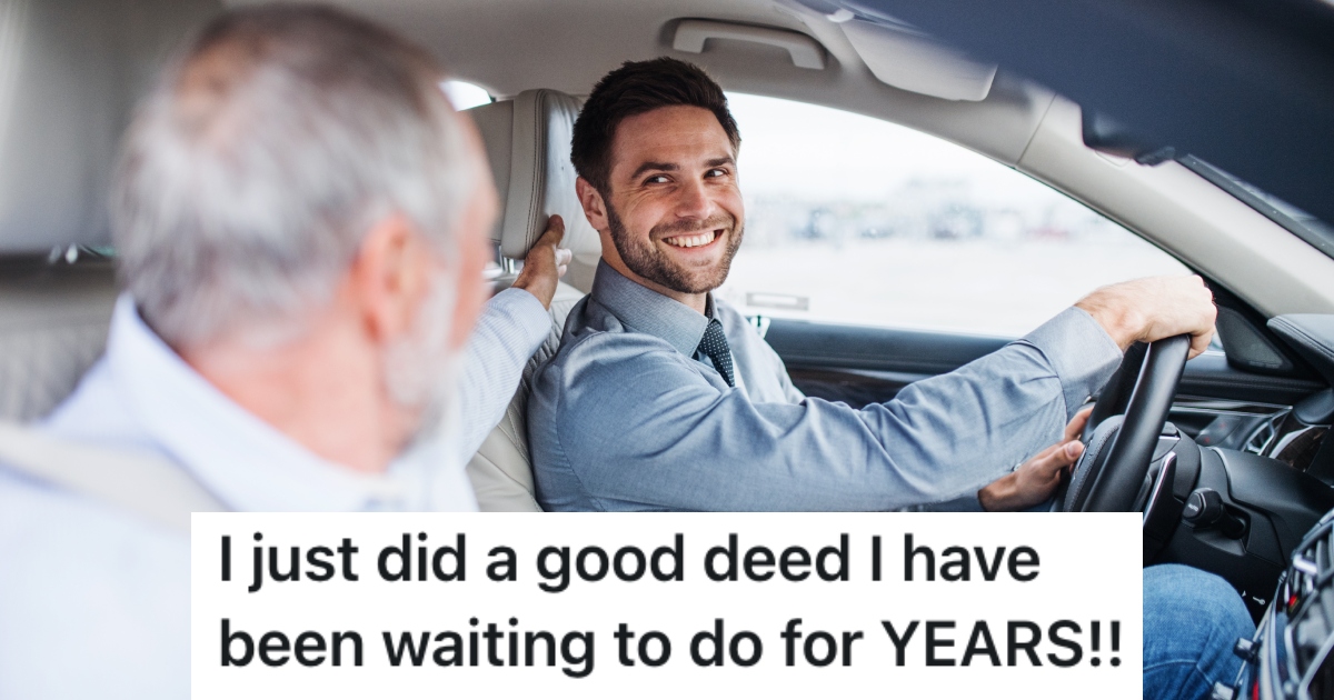 A Driver Saw A Man Who Missed His Bus And Was Stranded On The Side Of ...