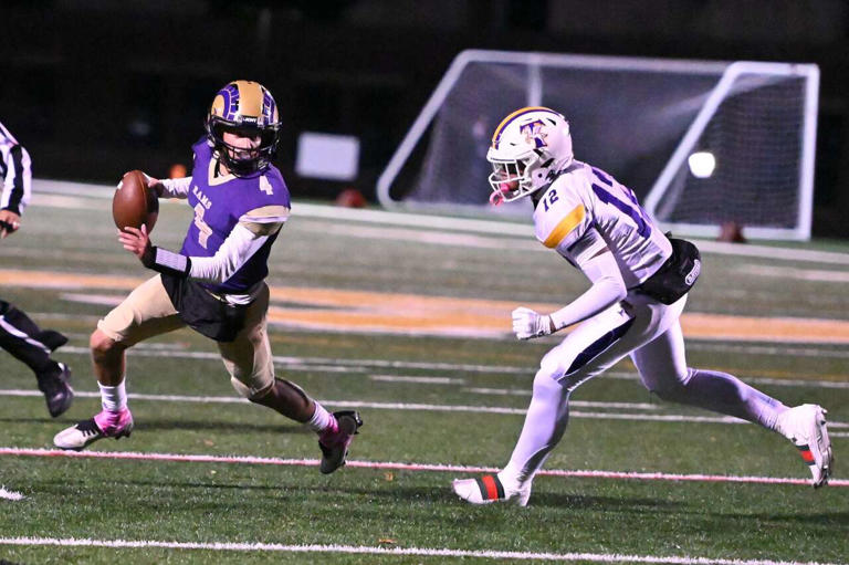 Troy football outlasts Amsterdam for key Week 8 win