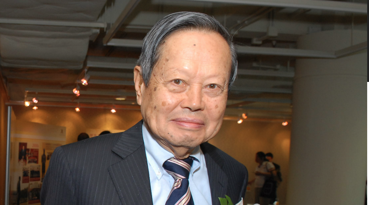 Τσεν Νινγκ Γιανγκ (1922-2025): «Υπέρτατος στυλίστας της Φυσικής του ...