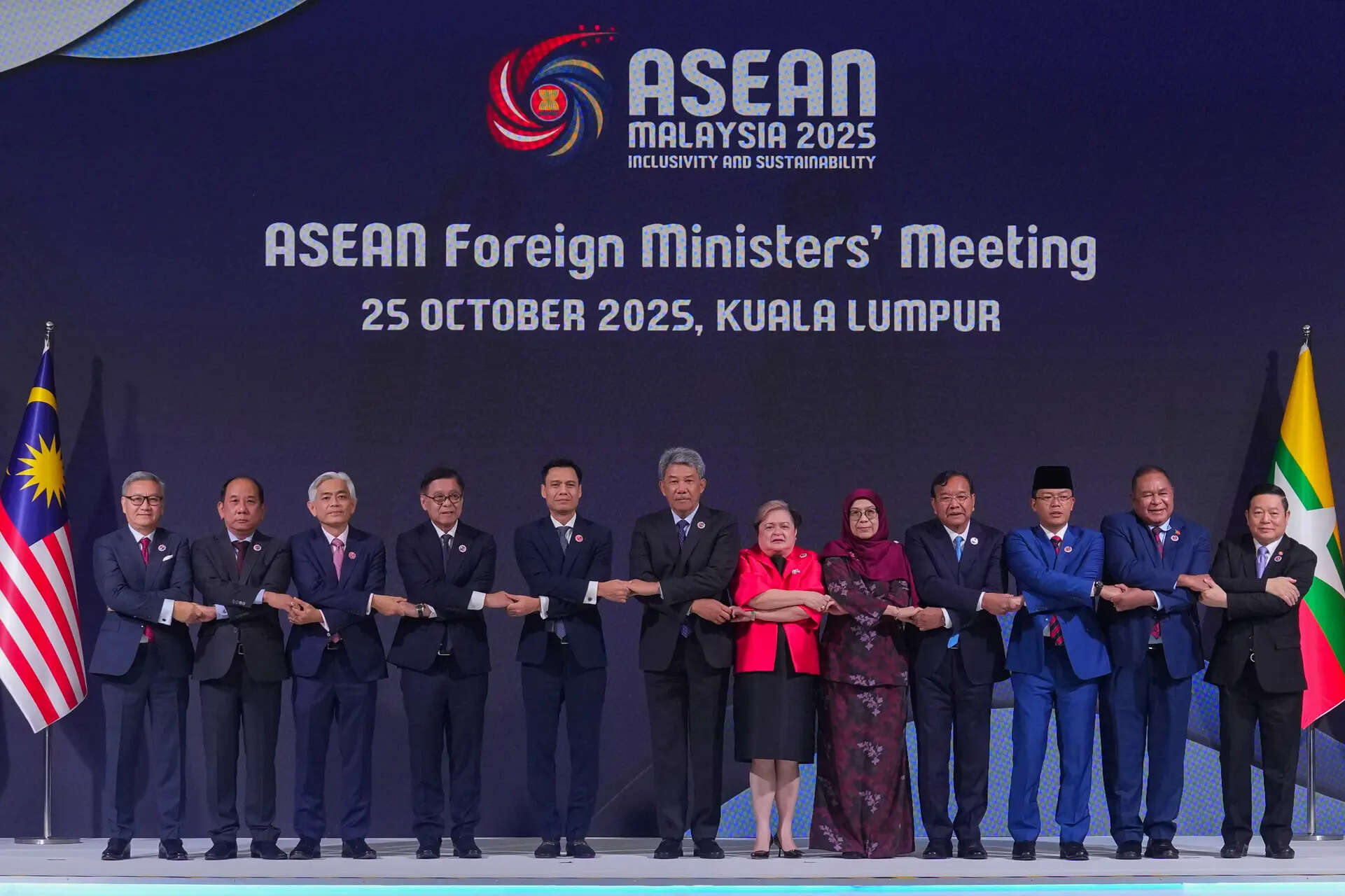 Trump's Asia return and East Timor's entry take spotlight in landmark ...