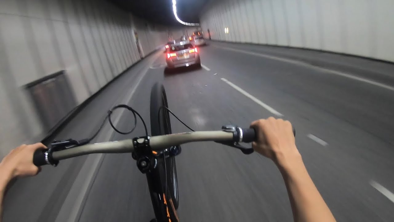 40mph wheelies through a busy London tunnel