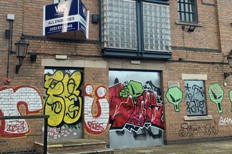 Former Nottingham pub branded an eyesore after being daubed in graffiti