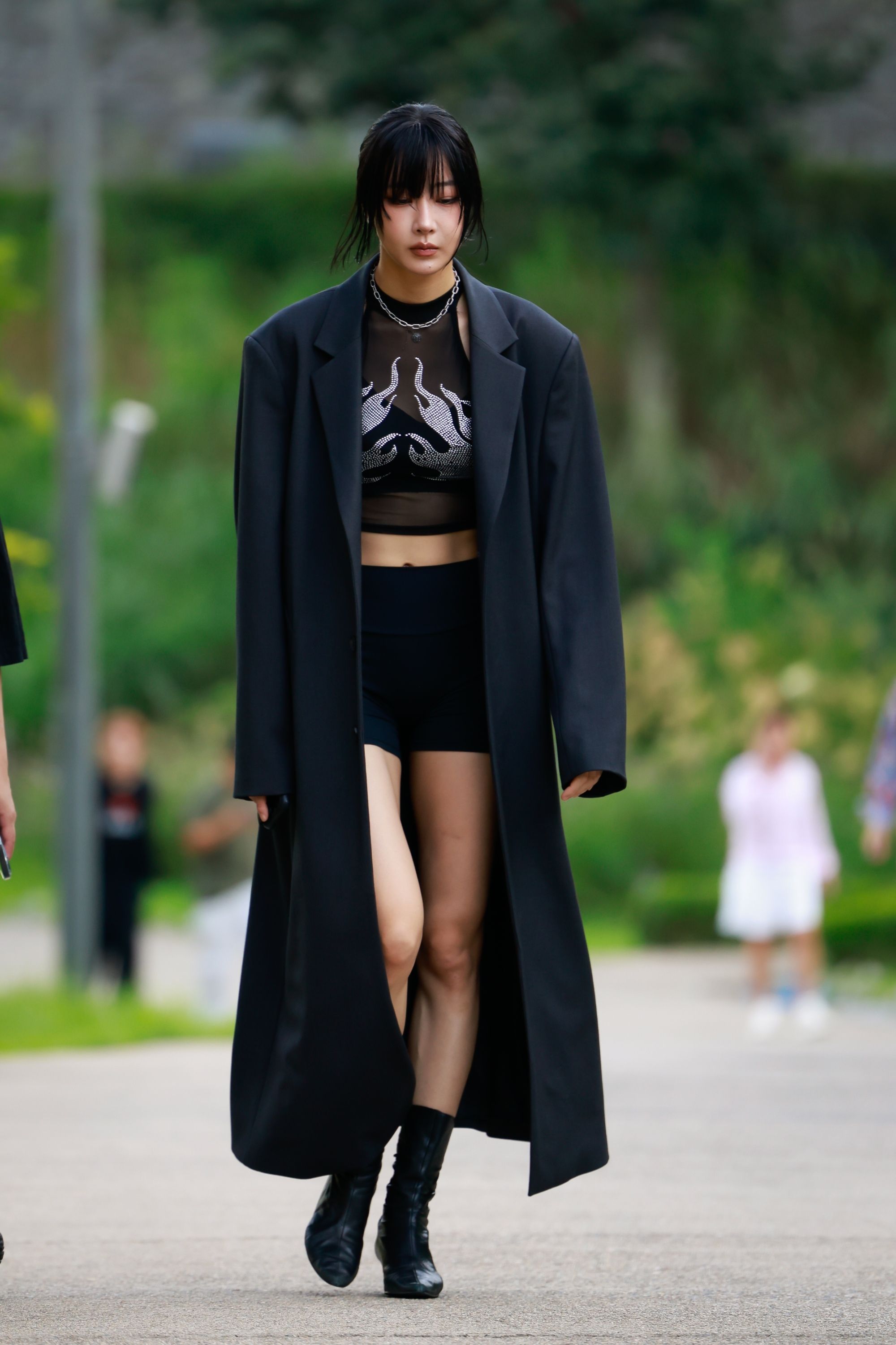 Vivo en Corea y te digo cuáles son las botas altas en tendencia para ...