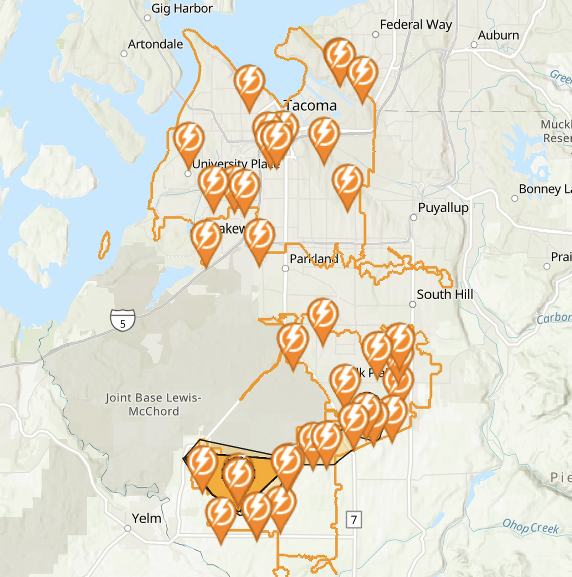 Hold on to your hats: thousands facing power outages from windy weather