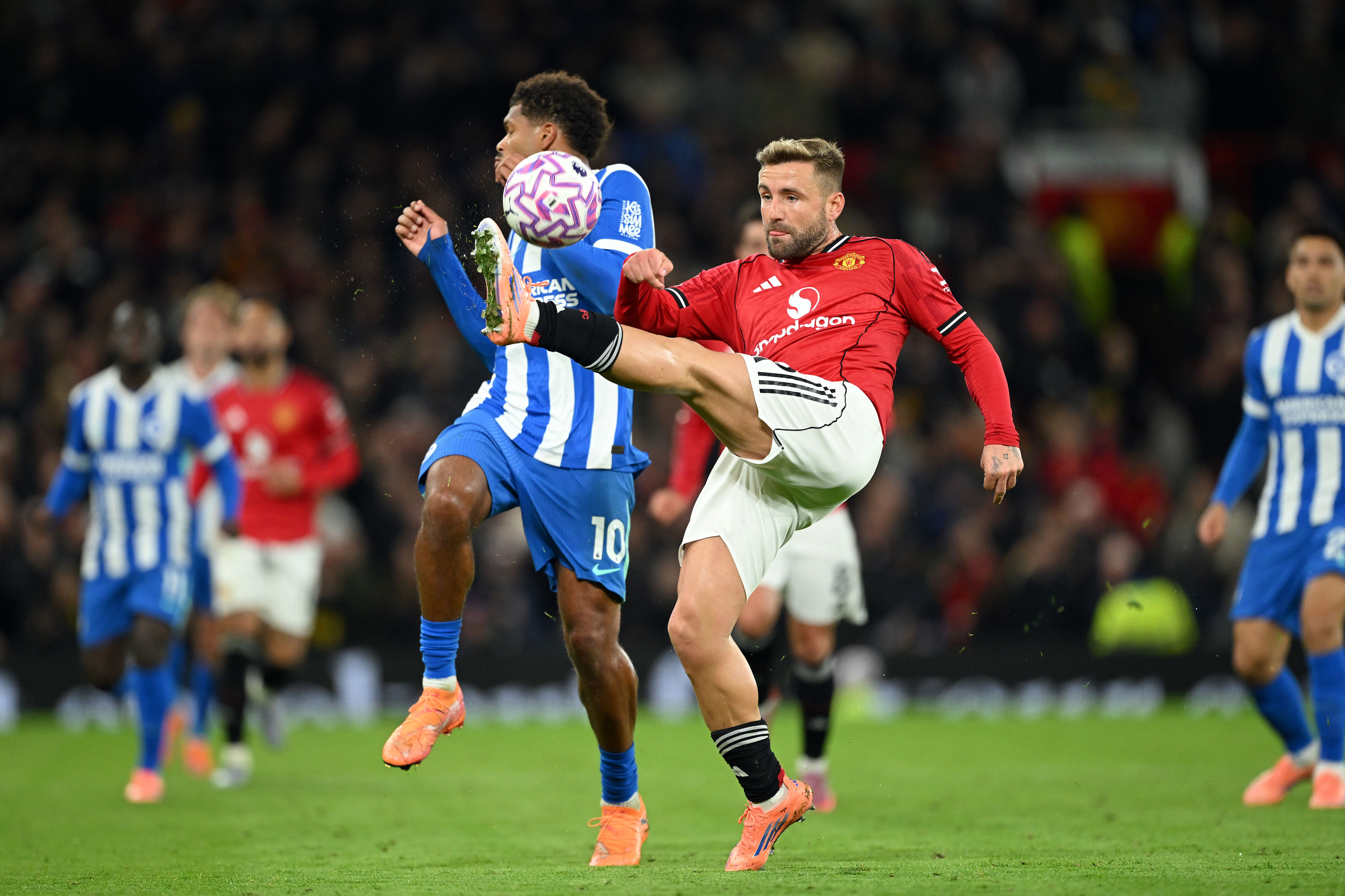 Man Utd already have 'dominant' Luke Shaw replacement who could become ...