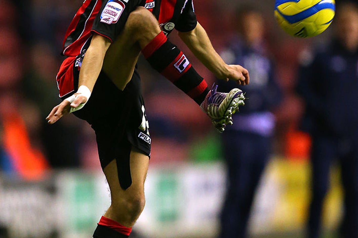 FA Trophy game abandoned after former Bournemouth player suffers ...