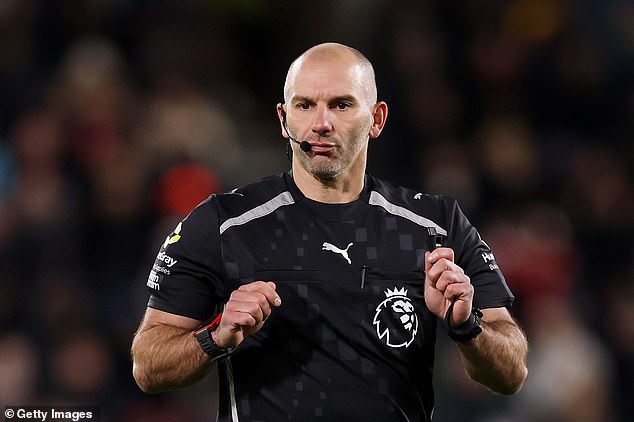Tale of two refs! Liverpool second half at Brentford delayed as injured ...