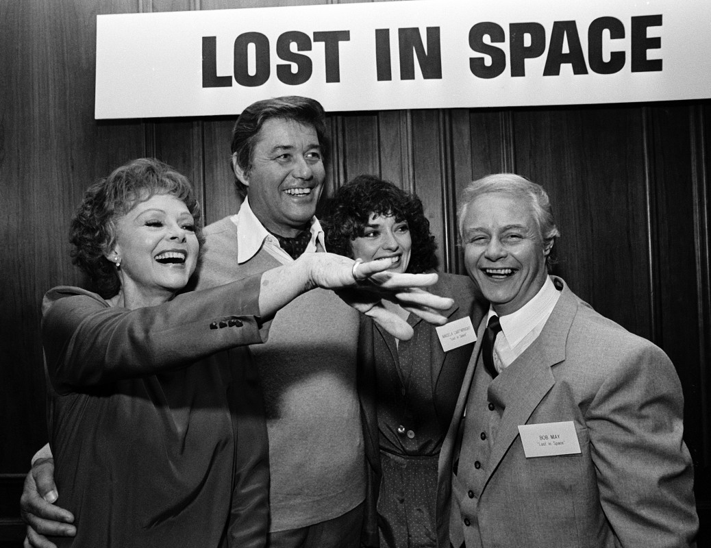 'Lost in Space' Star Bill Mumy Pays Tribute to TV Mom June Lockhart ...