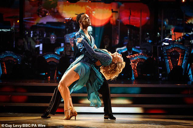 Strictly's Alex Kingston got her perfect 10, but has faced heartbreak ...