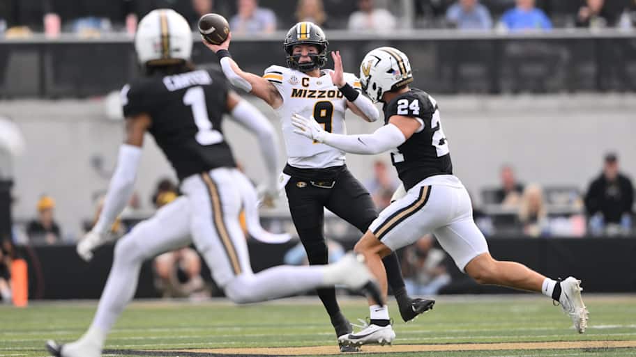 Beau Pribula injury update: Missouri star leaves game with frightening ...
