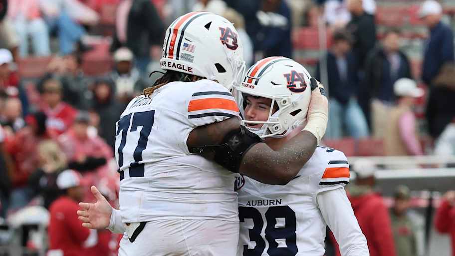 A redemption song for Alex McPherson as he ties an Auburn record in win