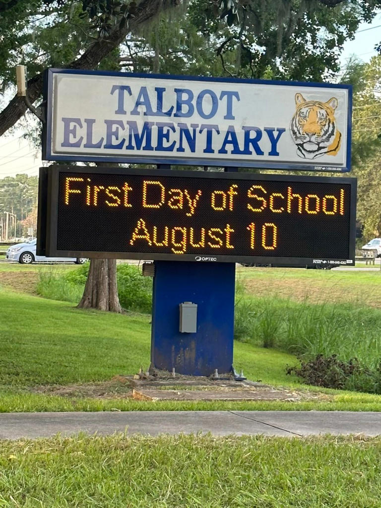 Fla. teacher who forced students to address her as ‘Mx.’ instead of ‘Ms ...