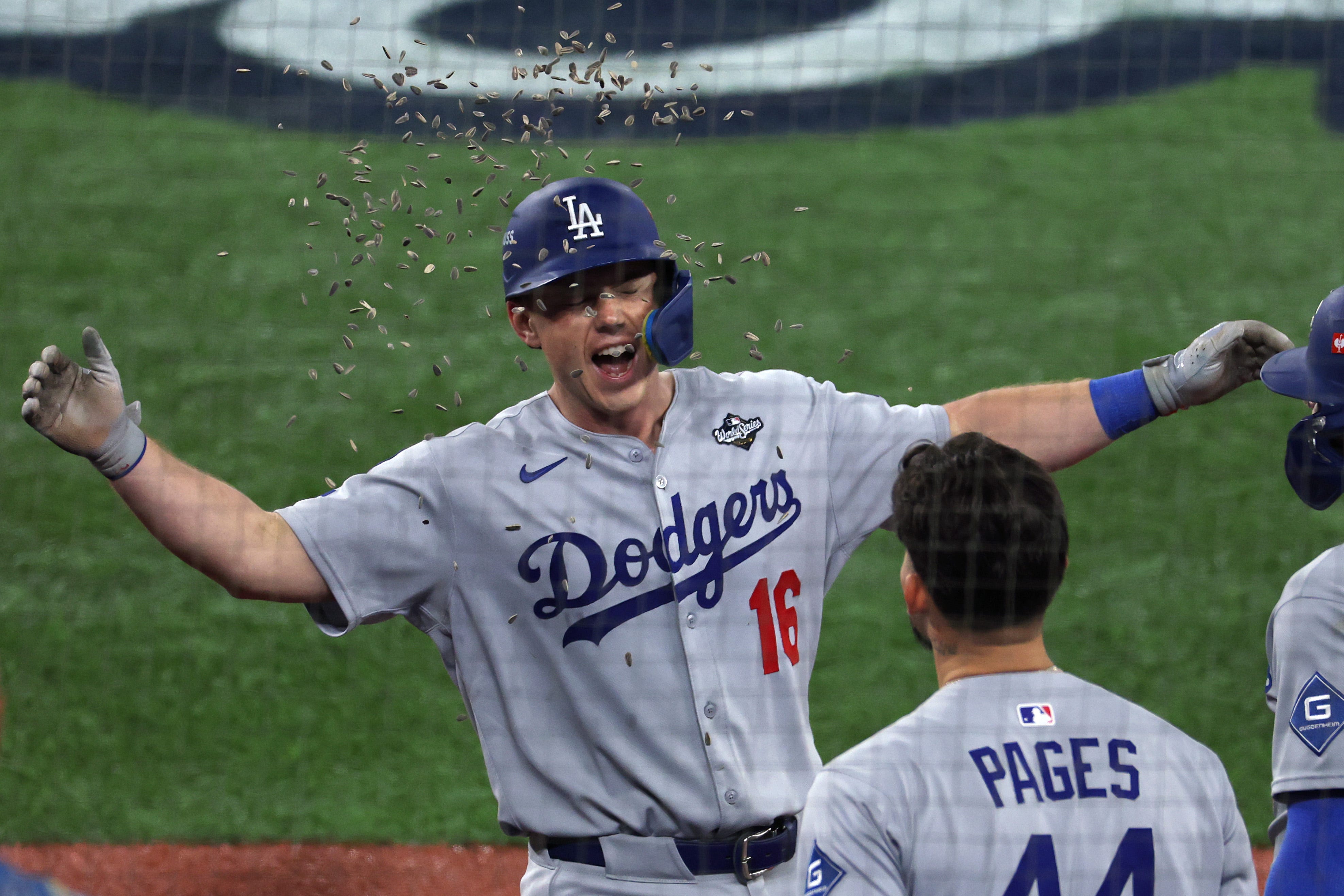 Dodgers strike back to even World Series vs. Blue Jays on late Game 2 ...