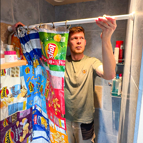 Reimagine plastic! Transforming plastic waste into new creations!