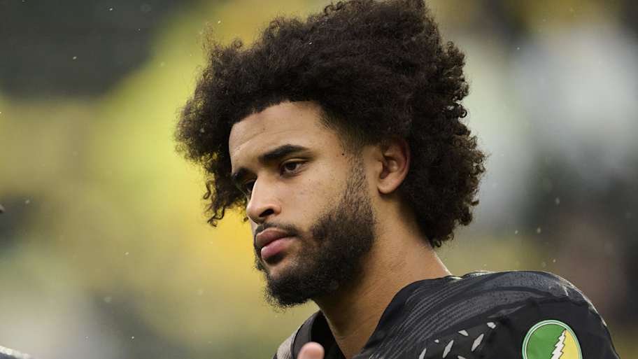 Oregon Coach Dan Lanning Addresses Dante Moore Injury After Wisconsin Win