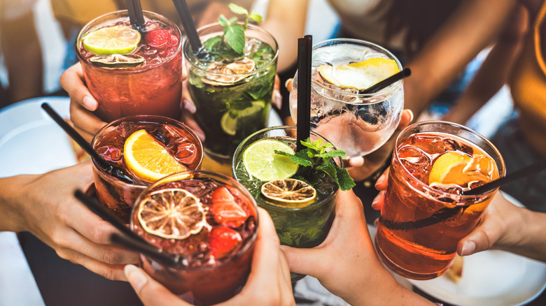 Don't Forget To Serve This Type Of Drink At Your Cocktail Party