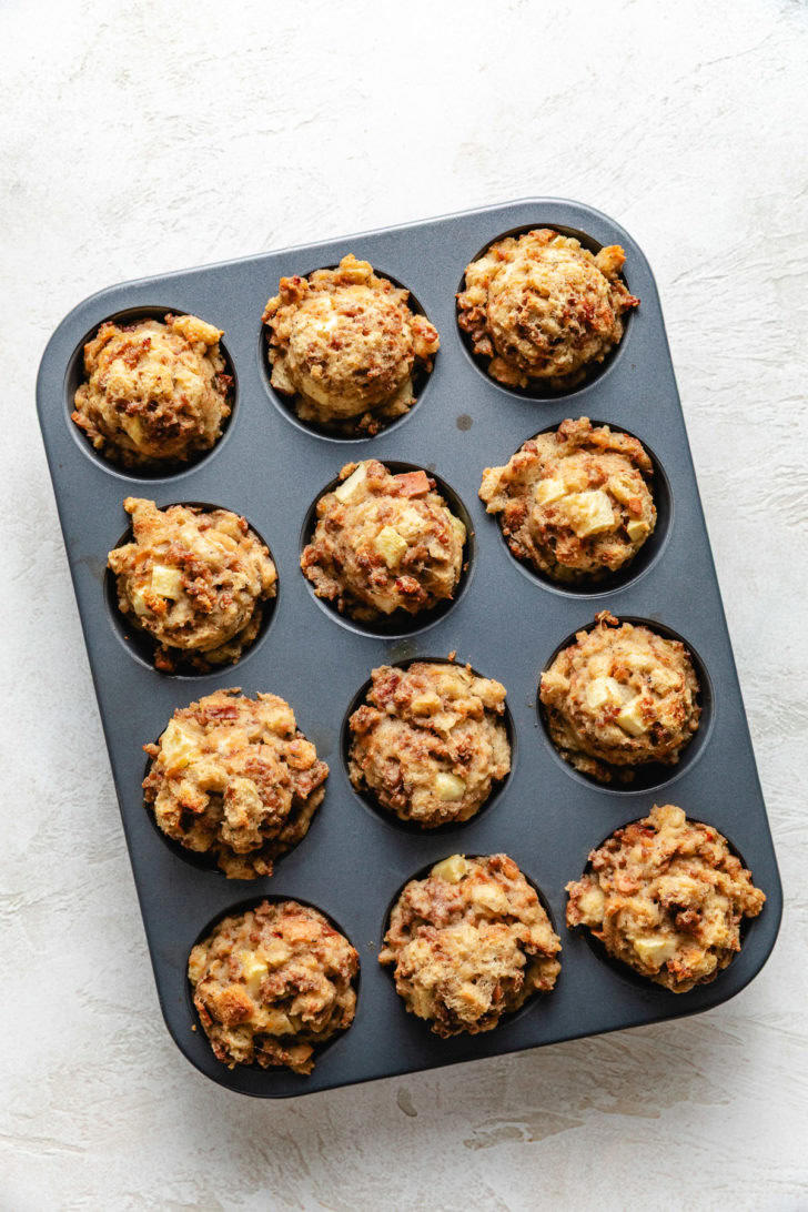 Stuffing muffins