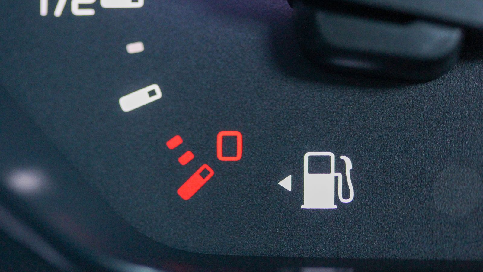 This tiny arrow ends the gas station guessing game forever