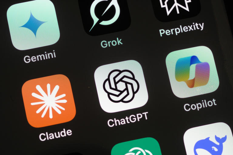 Online music store giant bans AI songs