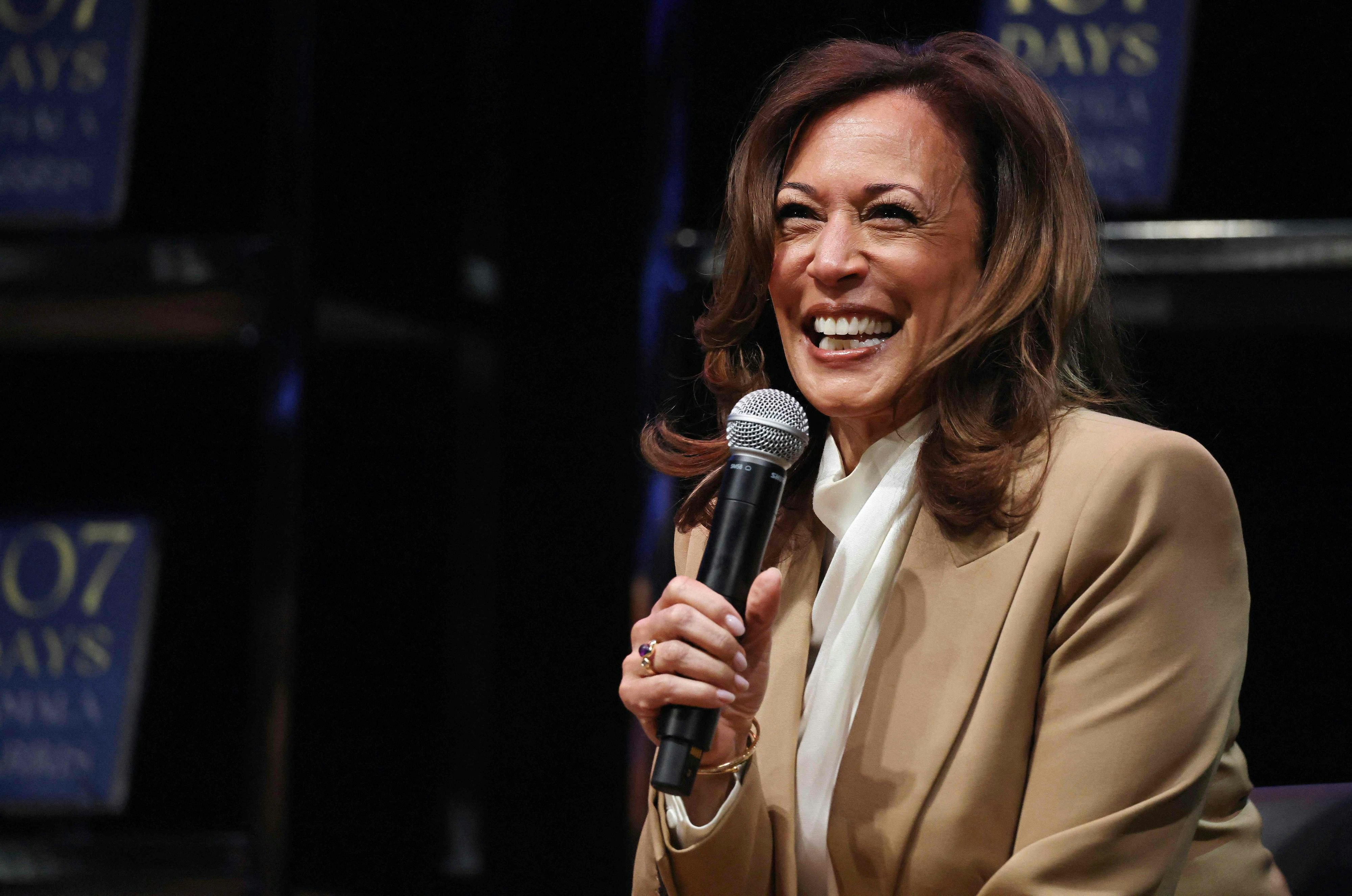 „Ich bin noch nicht fertig“: Kamala Harris attackiert Trump – und will ...
