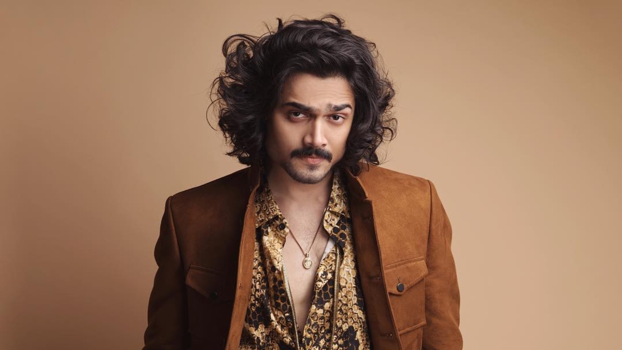 Bhuvan Bam Announces Bollywood Debut With Karan Johar's Film, Rajkummar ...