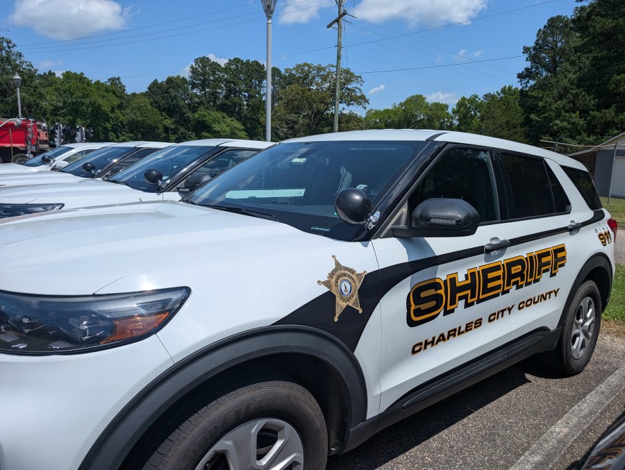 Charles City County deputy hospitalized after single-vehicle crash on ...