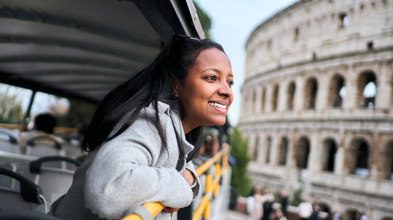 How Rick Steves Avoids Wasting Money On A Bus Tour