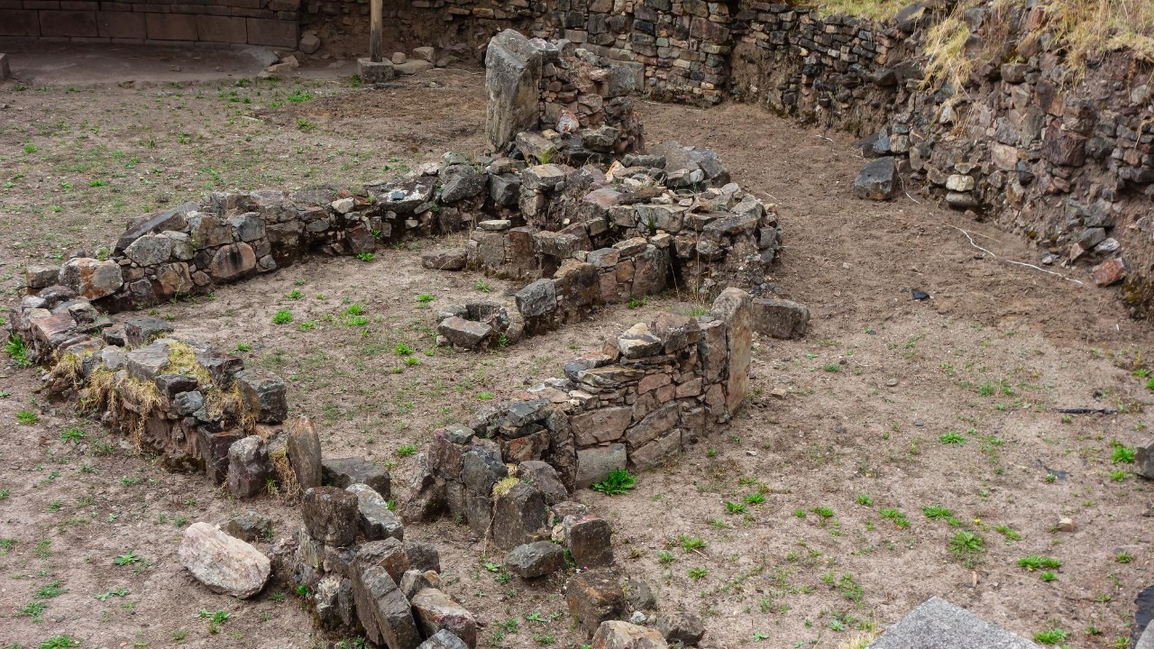 Ancient stone traps show Europe’s first hunting system