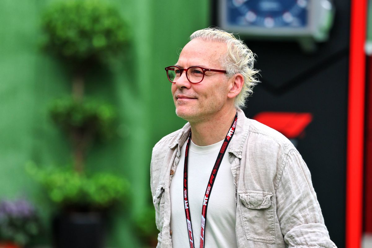 Villeneuve kent uiterst pijnlijk debuut in Porsche Supercup: F1 ...