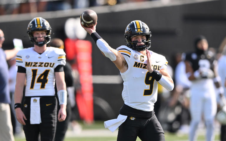 Beau Pribula injury update. Missouri football starting QB final status ...
