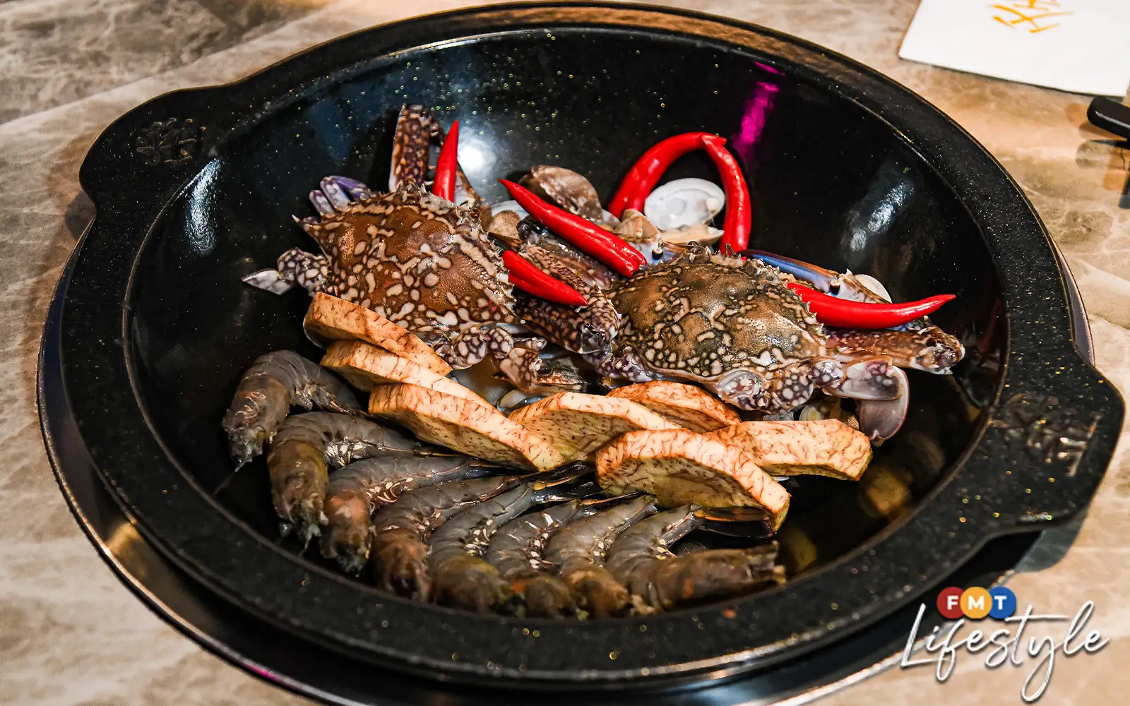 FU Pot serves up crab-tivating premium seafood