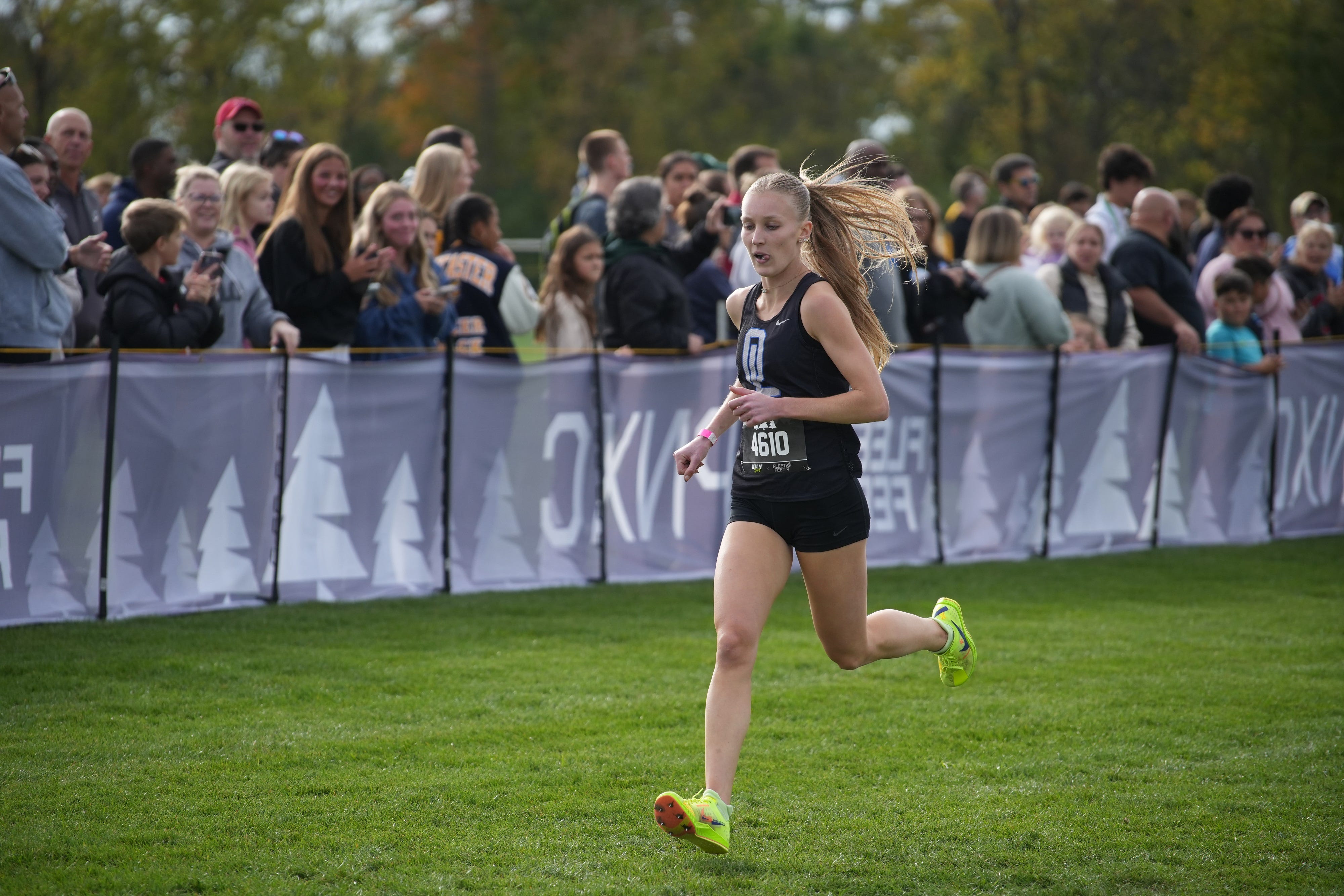 See which Columbus-area cross-country runners advanced to OHSAA state meet