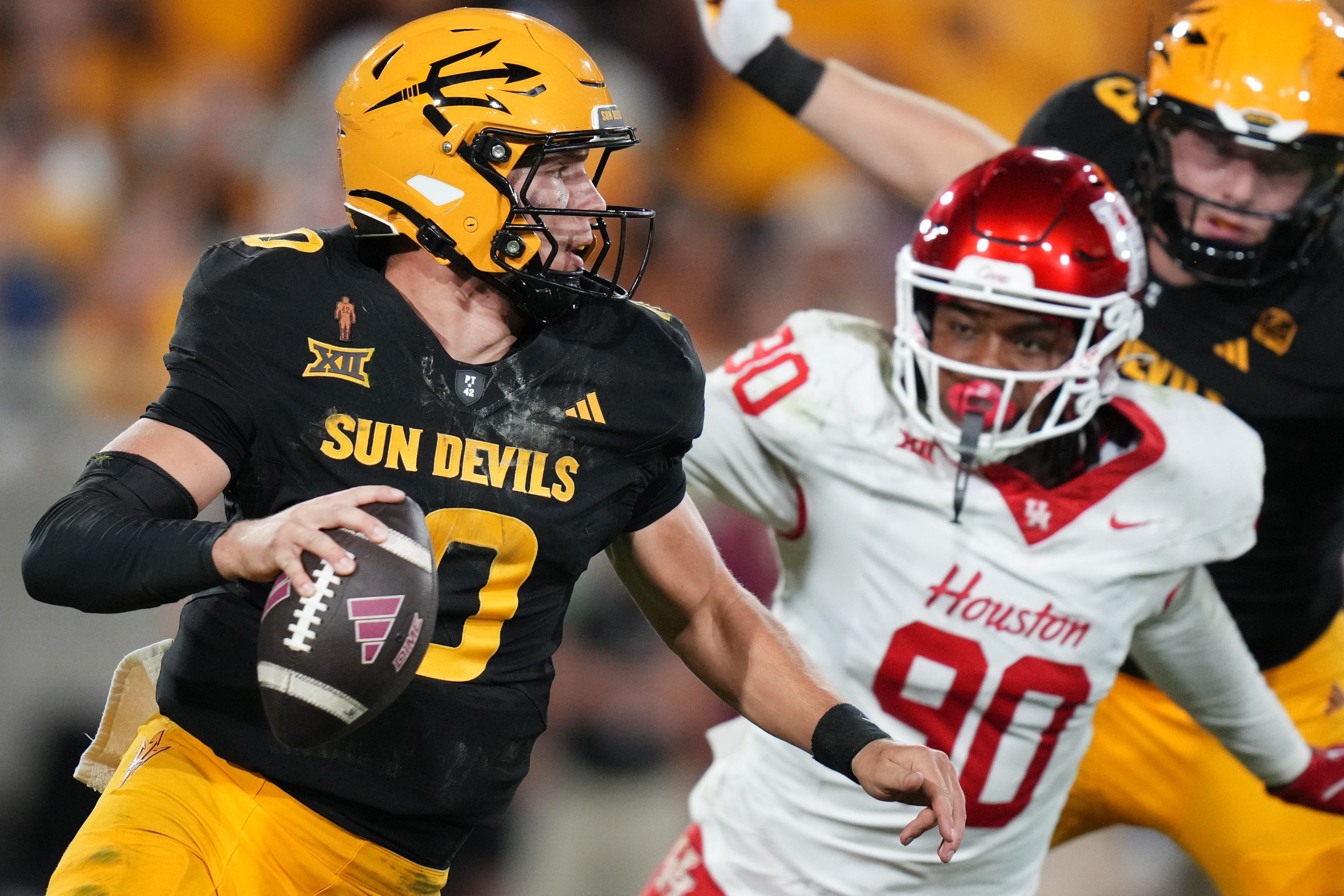 Top-ranked transfer QB Sam Leavitt to visit Big 12 school