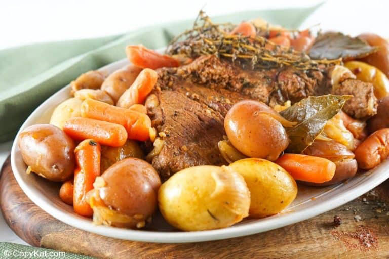 22 slow-cooker meals for frugal cooking