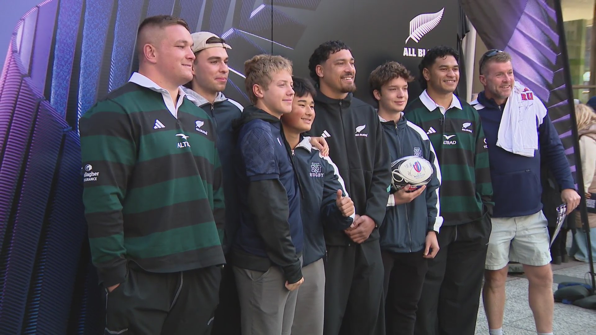 New Zealand rugby team takes over Chicago ahead of Gallagher Cup
