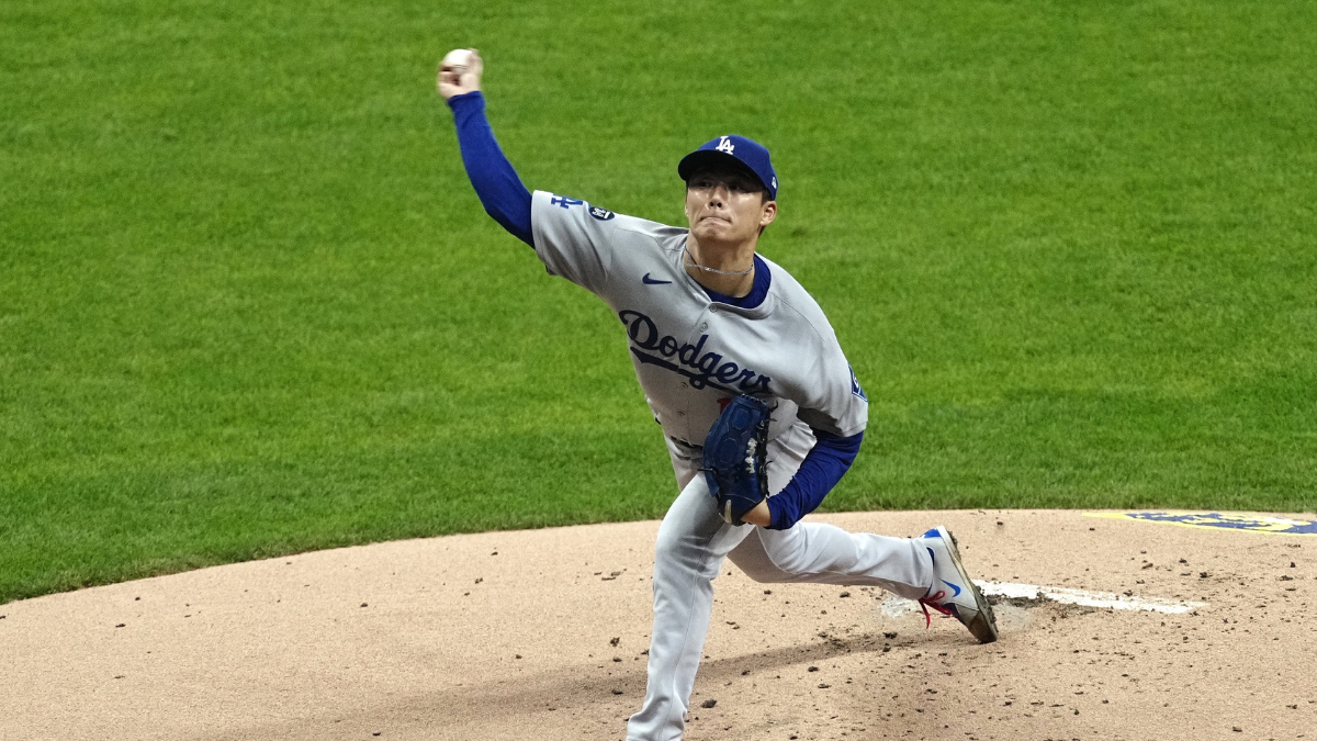Yamamoto lanza juego completo y Dodgers igualan la Serie Mundial