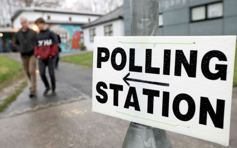 Should the President criticise the government? New poll shows why ...