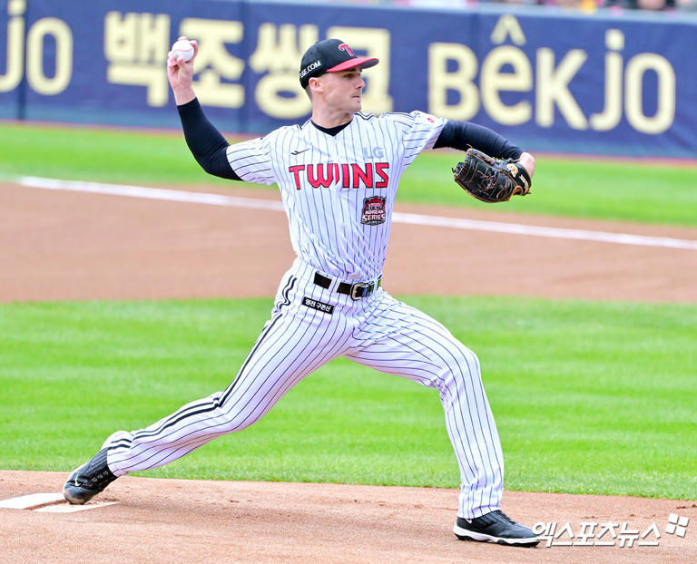 '7사사구+폭투+실책 자멸' 한화 19년 기다린 KS 악몽 출발…'박해민 슈퍼 캐치+솔로포' LG, 8-2 기선제압→73.2% 확률 잡았다 [KS1:스코어]