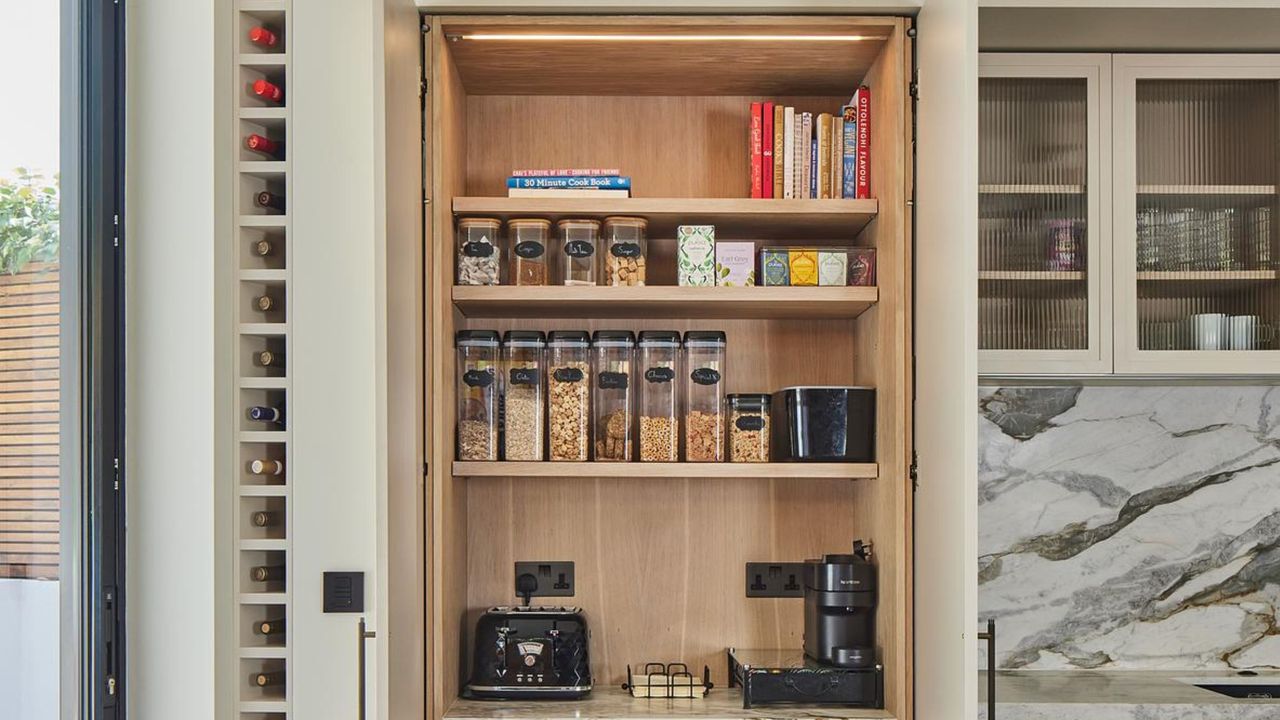 I’m planning to use the Christmas break to finally label my pantry ...