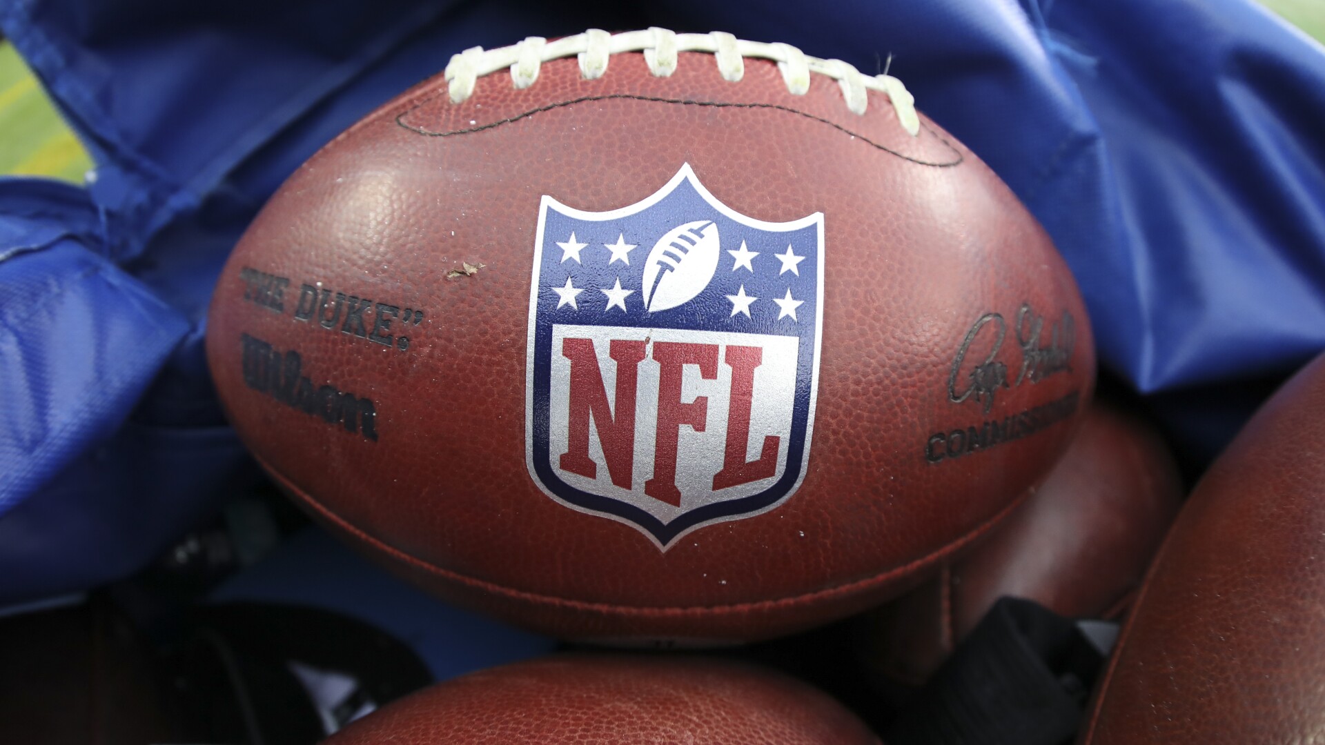 What NFL games are on today: Week 8 Sunday schedule, TV channels, live ...