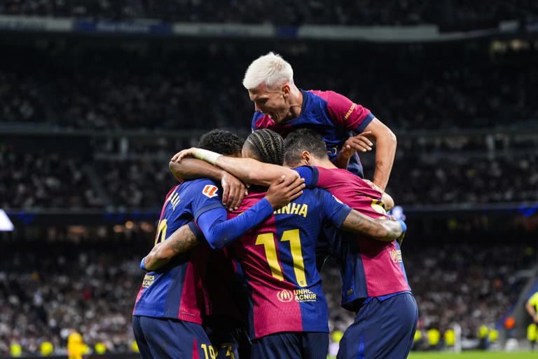 Real Madrid vs Barcelona Lineups, Injuries, Live Score & Results