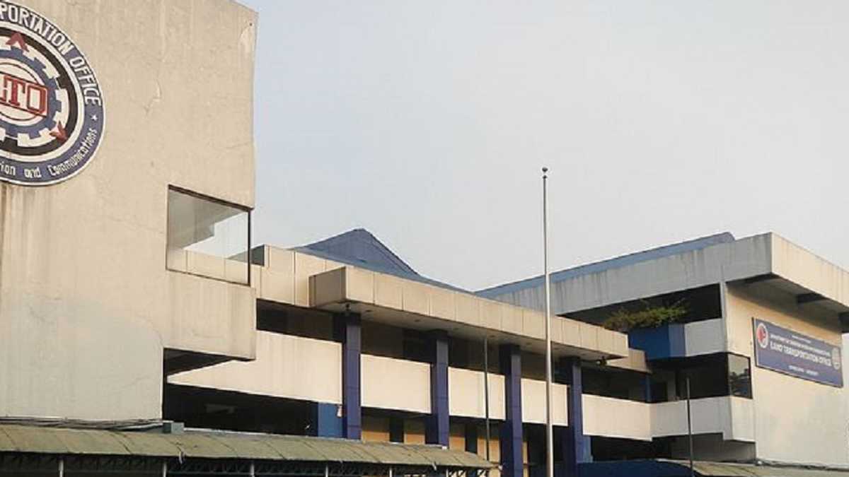 Ferrari driver suspended for 90 days after filming himself behind the wheel