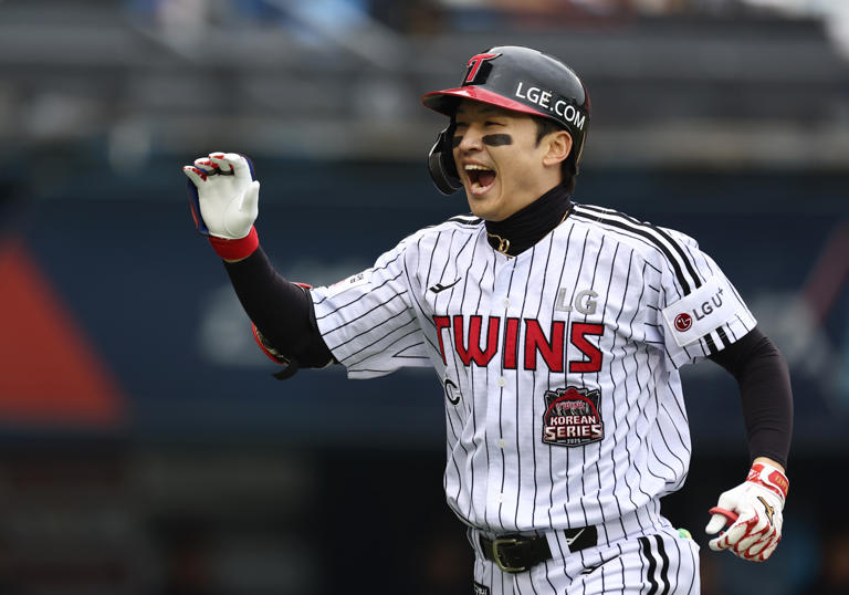 ‘정규 1위’ LG, 한화 8-2 꺾고 한국시리즈 1차전 기선 제압 [KS1]