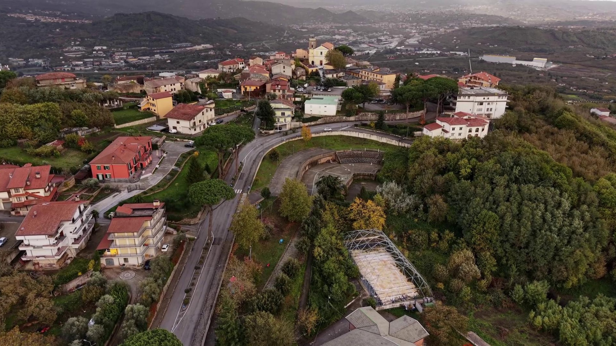 Terremoti nella notte in Irpinia, Montefredane visto dall'alto